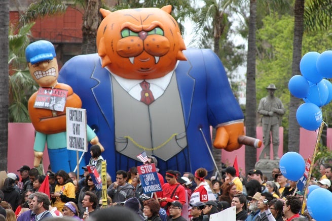 Stopping ‘Scabby the Rat’ is Latest NLRB Ploy - International ...