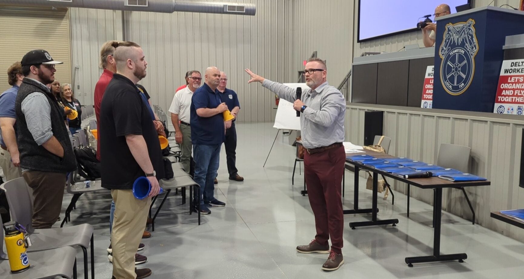 Teamsters, Machinists, AFA Wrap Up Atlanta Organizing Blitz at Delta ...